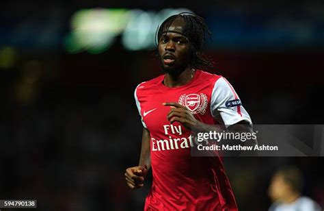 Yao Kouassi Gervais Gervinho Photos And Premium High Res Pictures