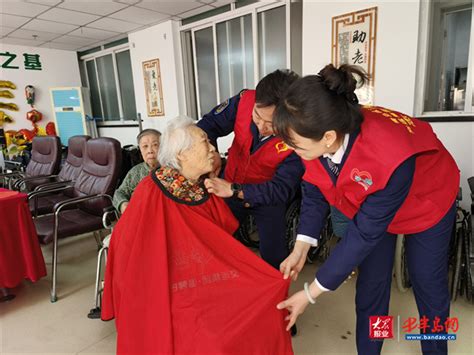 学雷锋纪念日 城运控股交运温馨巴士“馨飞扬”不停歇 半岛网