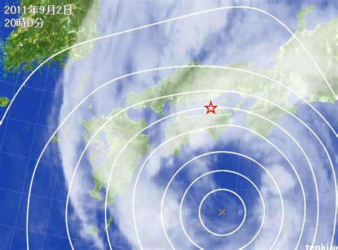 明日の朝は青空じゃな 台風12号通過予定 青いそらの下で