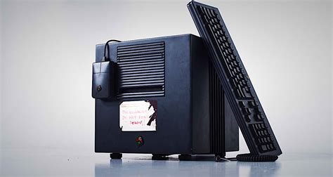 Conoscete La Storia Del Primo Server Web Ecco Chi Lha Inventato E Com