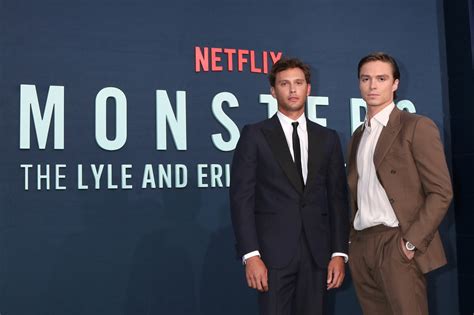 Η σειρά Monsters The Lyle And Erik Menendez Story κυκλοφορεί σήμερα στο Netflix όσα πρέπει