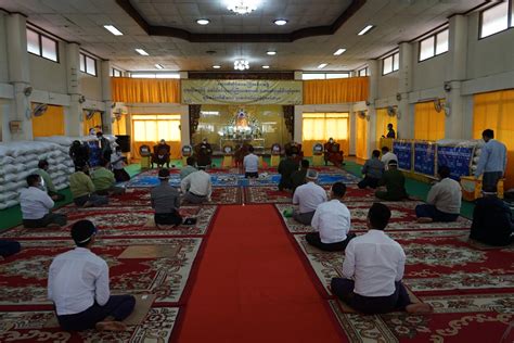 ဧရာဝတီတိုင်းဒေသကြီး ဝန်ကြီးချုပ် ဖျာပုံခရိုင်အတွင်း ဝါကပ် သီတင်း သုံးတော်မူသော သံဃာတော်နှင့