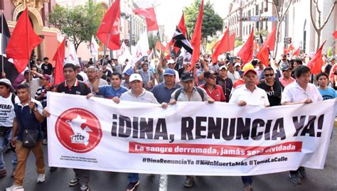 Construcción Civil Se Moviliza En Todo El Perú Exigiendo La Renuncia De