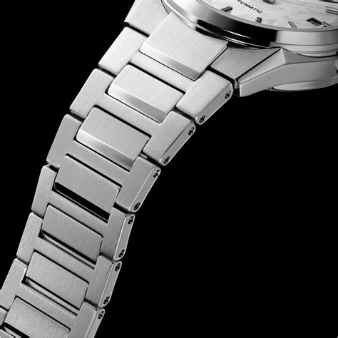 Efk 110d 1a Casio Edifice X Automatic Ft Sports Car Enthusiast Men