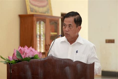 ព្រះសង្ឃ មន្រ្តីរាជការ និងប្រជាពលរដ្ឋក្នុងខេត្តសៀមរាប