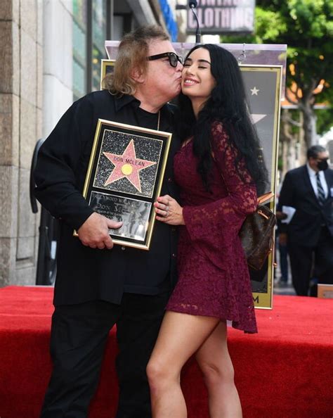 Don Mclean 80 Calls Girlfriend 31 The Love Of My Life Celebrity