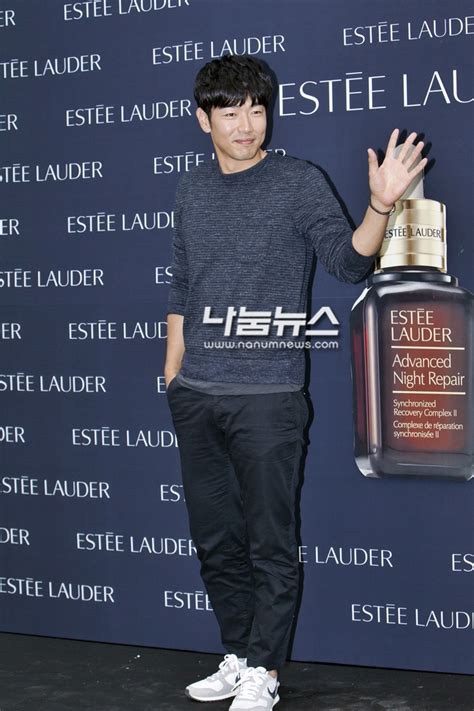 나눔포토 이종혁 준수 아빠의 부드러운 미소 나눔뉴스 사랑받는 국민의 신문 기부문화를 선도하는 대표신문