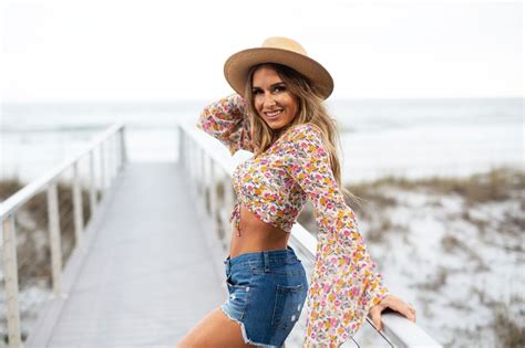 Jessie James Decker Lost 25 Lbs On South Beach Diet New Photos Us Weekly