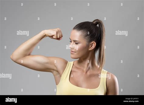 Girls With Muscle Om Arm Kasapdoctors