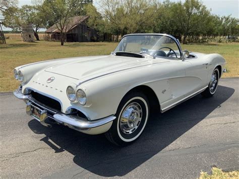 1982 Corvette Coupe Specifications Options And Production Numbers