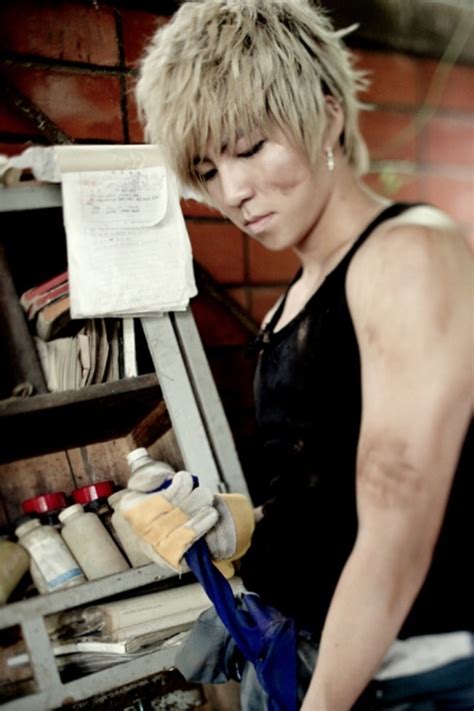 Soohyun U Kiss Blonde Asian Good Looking Men