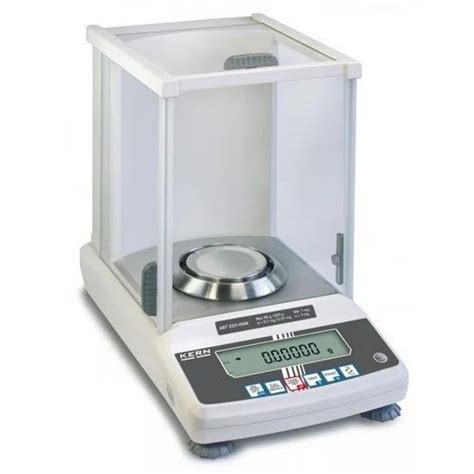 Contech Laboratory Scale Capacity G Accuracy At Rs In New Delhi