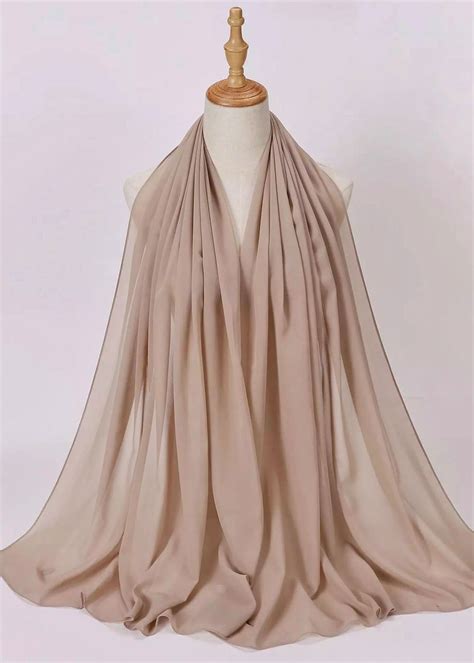 Adele Ederra Couture And Crafts