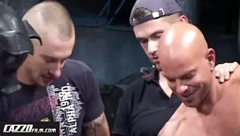 Cazzofilm Com Sessione Di Scopata Di Gruppo Con Skinhead XHamster