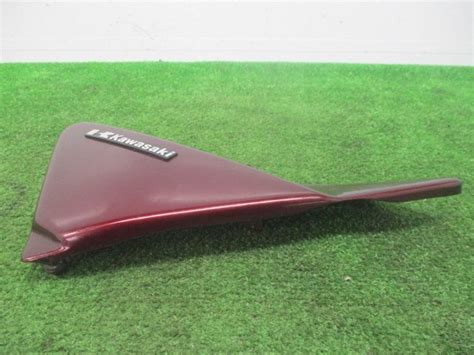 Yahooオークション A5m04 ゼファー400 純正 サイドカバー 右 Zr400c