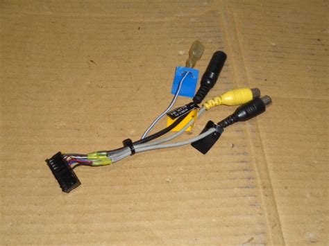 Yahooオークション D2405 カロッツェリア サイバーナビ 20p Rca