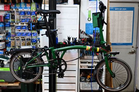 전주브롬톤 브롬톤 퀵스탠드 연남422 프론트백 스트랩 브롬톤 정품 캣아이 후미등 장착 전주 브롬톤 튜닝 전문점 전주 브롬톤 정식대리점 전주 바이크박스인후점