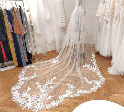 3d Blumen Couture Schleier Ivory Lang Floraler Brautschleier Spitze
