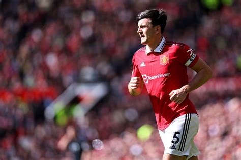 هری مگوایر نمی‌توان با یازده بازیکن به موفقیت رسید طرفداری