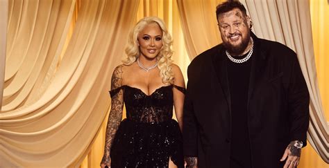 Bunnie Xo Announces New Memoir Jelly Roll Says Fans Are Going To Fall