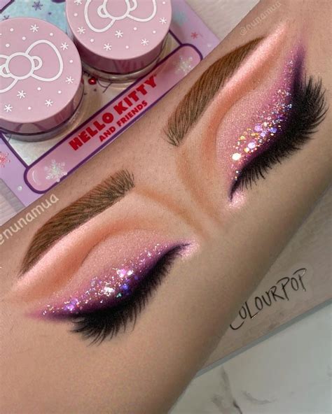 Pin By Zaria Peace On Makeup Eye Makeup Techniques Creative Eye