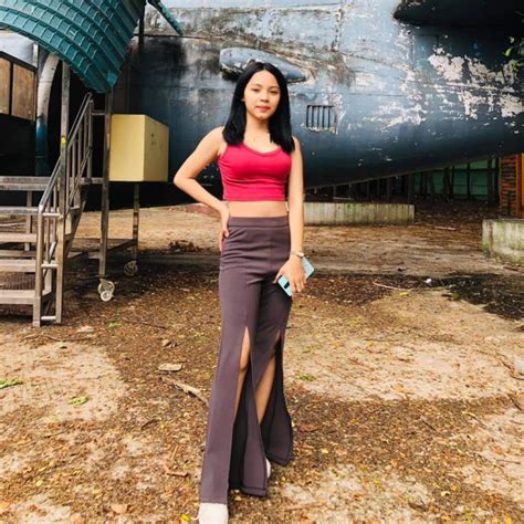 ခင် ချုပ်ထည် ပင်ရင်း