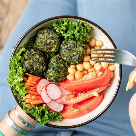 How Quickly Can Your Cholesterol Drop On A Plant Based Diet Vegnews