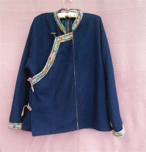 Pin by Alex AeTae on Mongolian traditional clothes | Mens wool coat ...