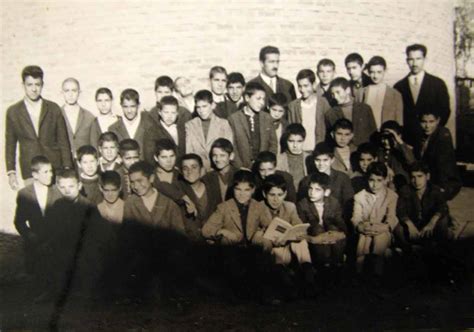 Mardeseh دانش آموزان کلاس اول دبیرستان خواجه نصیر مراغه ۱۳۴۳ نفر