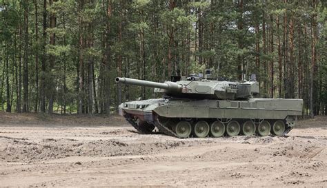More Nato Leopard 2a8 Tanks Are Heading To Russias Border The