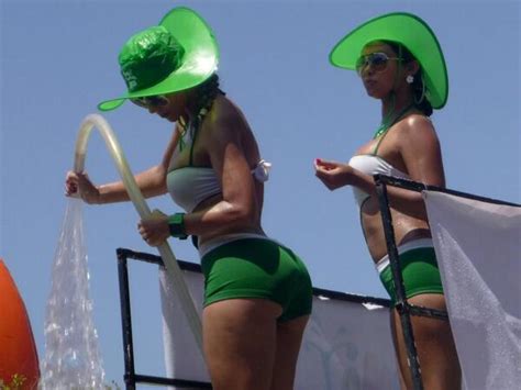 Panamanian Shesfreaky