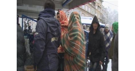 Емил Радев Засега няма да се настаняват бежанци във Варна