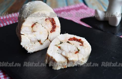 Куриный рулет запеченный в фольге в духовке 10 фото в рецепте