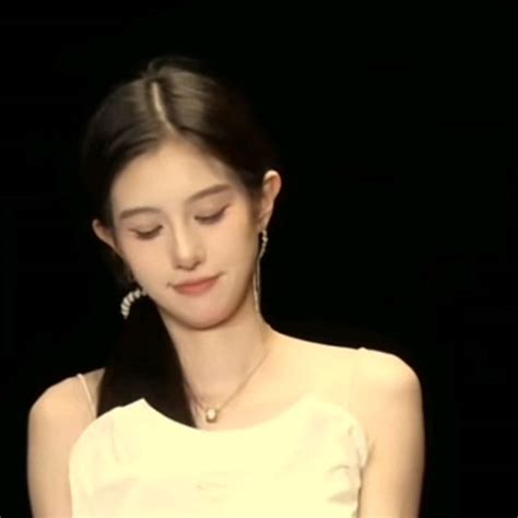 李连杰四个女儿两种命运，究竟谁做过？李思和利智黄秋燕