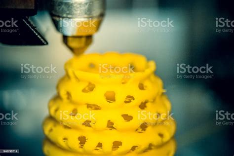 3d 프린터 인쇄 개체 노란색 양식 근접 촬영 3차원 형태에 대한 스톡 사진 및 기타 이미지 3차원 형태 판화 일러스트레이션 기법 인쇄물 Istock
