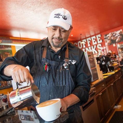 Meet Leon Araujo Canvasrebel Magazine