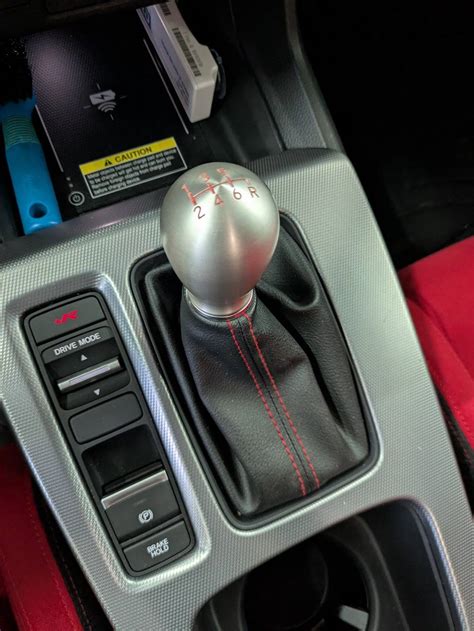 Acuity Shift Boot Collar And Esco T6 Shift Knob In Red Civicxi 11th Gen Civic Type R Fl5