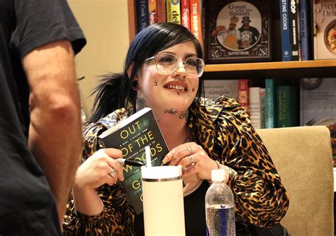 Hundreds Turn Out For Shasta Groenes Book Signing In Coeur Dalene