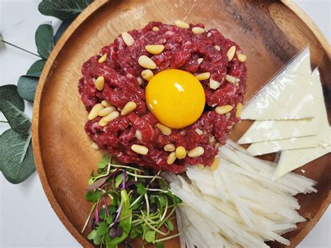 육회 만드는법 소주안주로 으뜸인 한우 육회 만들기