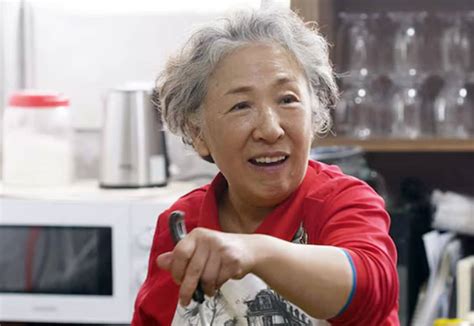 대장암 3기 판정받고 ”항암치료만 12번 받았는데” 활동 중이라는 여배우