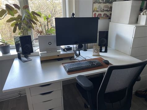 Framework 13 Ubuntu Ryzen 7040 Series A Realistic Review Jakob Jan Kamminga