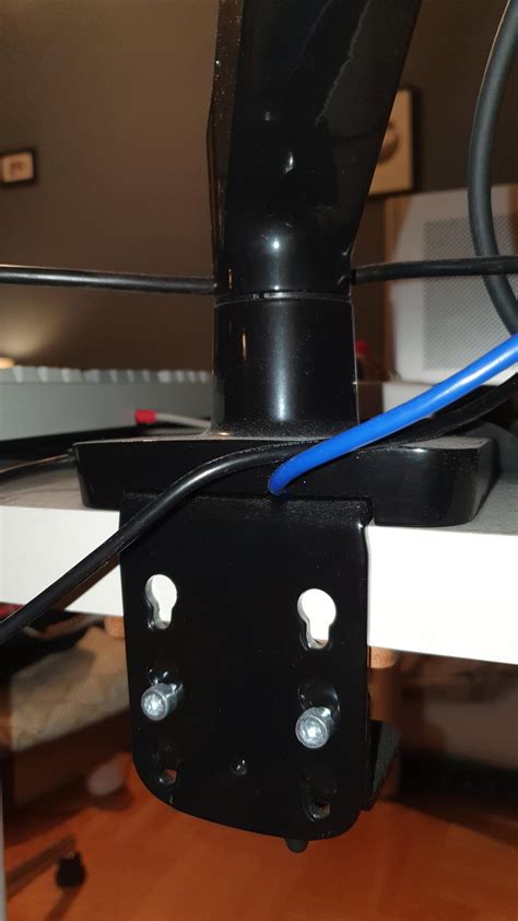 Is The Aoc 2460g5 A 60hz Or 144hz Monitor Rmonitors