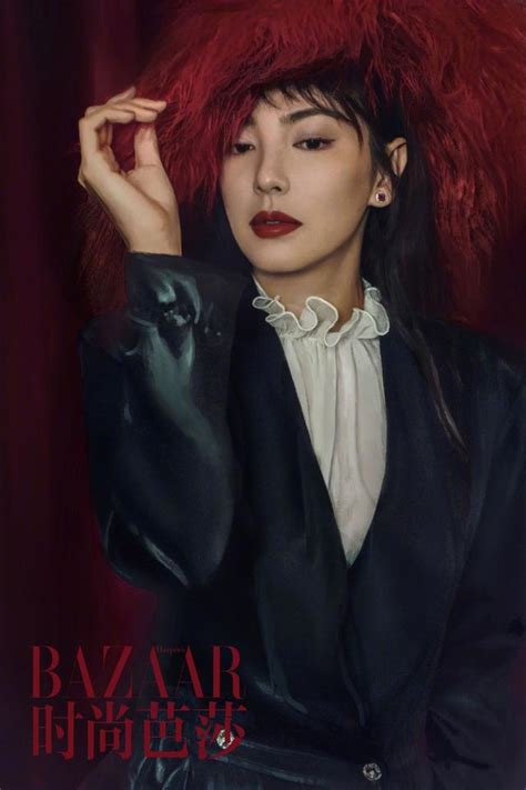 张雨绮大片性感妩媚秀美腿 日前被曝与前夫复合霸气回应新浪图片
