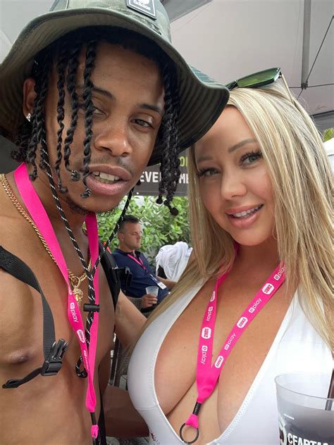 Nicole ️ Xbiz May 15 17 On Twitter Theyhatelild My Babe For Life 👱‍♀️🤴🏾