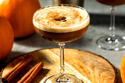 Тешко дека ќе му одолеете Коктел со вкус на тиква и џин кој е сладок и има неодолив мирис