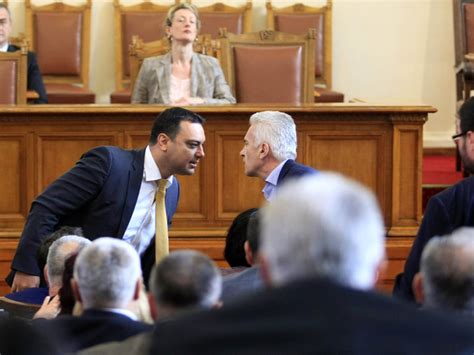 Бой в парламента и неговите традиции по света Nova