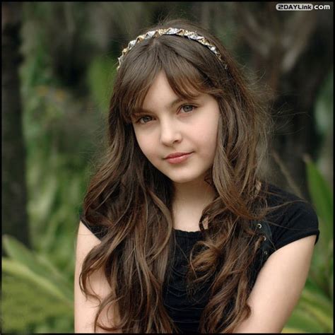 گینس زیبا ترین دختر دنیا