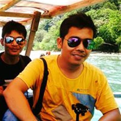 Stream Saiful Akbar Ii Music Listen To Songs Albums Playlists For