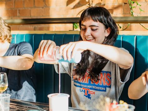 Meet Your Inner Artist At Art Classes Perth Classbento