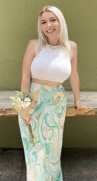 Blonde Big Boobs Rbigtitsbutclothed